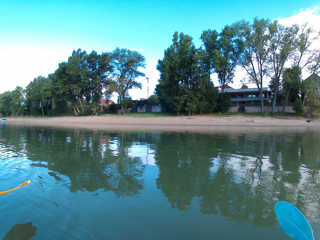 Kayak Trip Day 40: Kúpele Patince to Štúrovo • Mind of a Hitchhiker