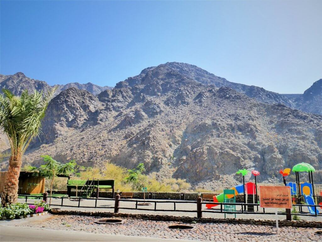 Madha and Nahwa Exclaves in Oman + UAE—Traveling Through the Donut Hole ...