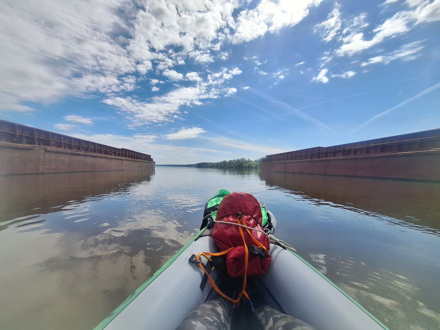 Kayak Trip Day 60: Smederevo to Ram – Fortresses + Sunken Barges • Mind ...