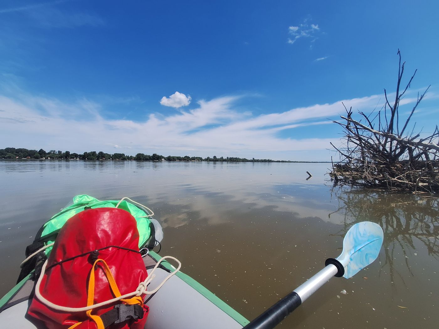 Kayak Trip Day 60: Smederevo to Ram – Fortresses + Sunken Barges • Mind ...