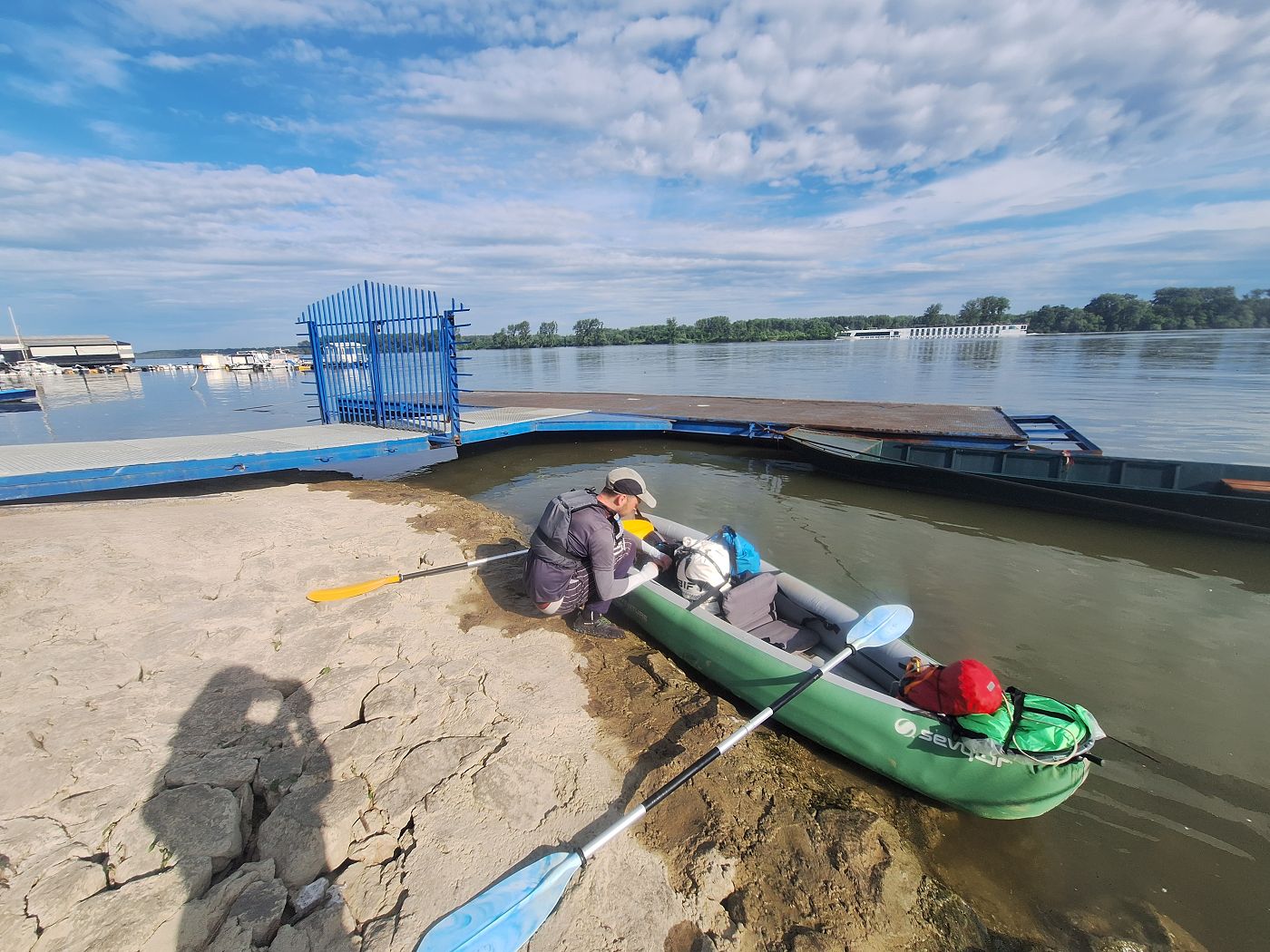 Kayak Trip Day 60: Smederevo to Ram – Fortresses + Sunken Barges • Mind ...