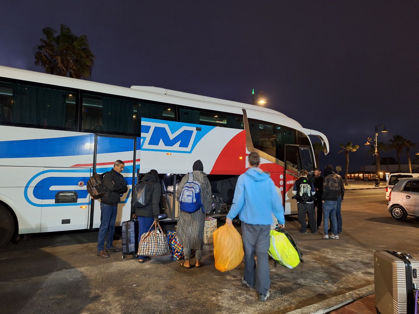 Through the Berm: Mauritania Border Crossing with Western Sahara ...